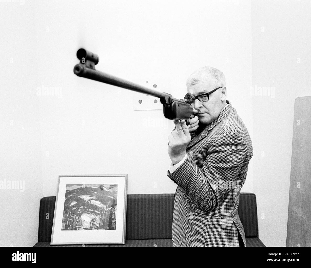 1967 sports commentator per jorsett hi-res stock photography and images ...