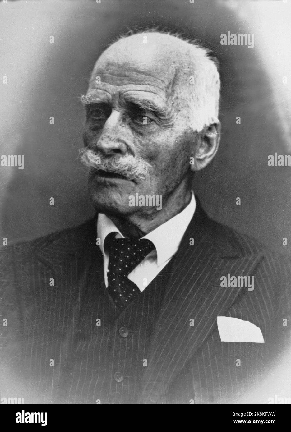 Portrait ntb archive photo ntb alone portrait Black and White Stock ...