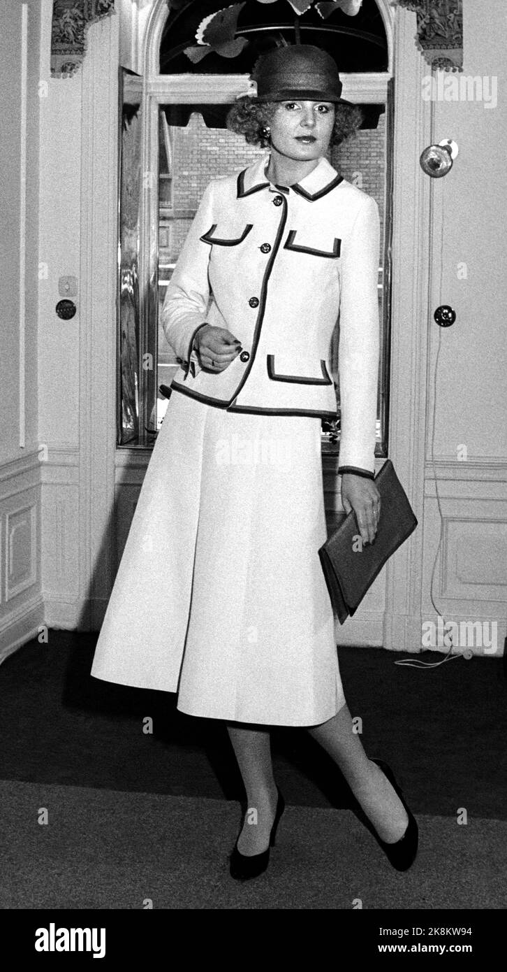 During the fifteen year anniversary for her own designer suits hi-res ...