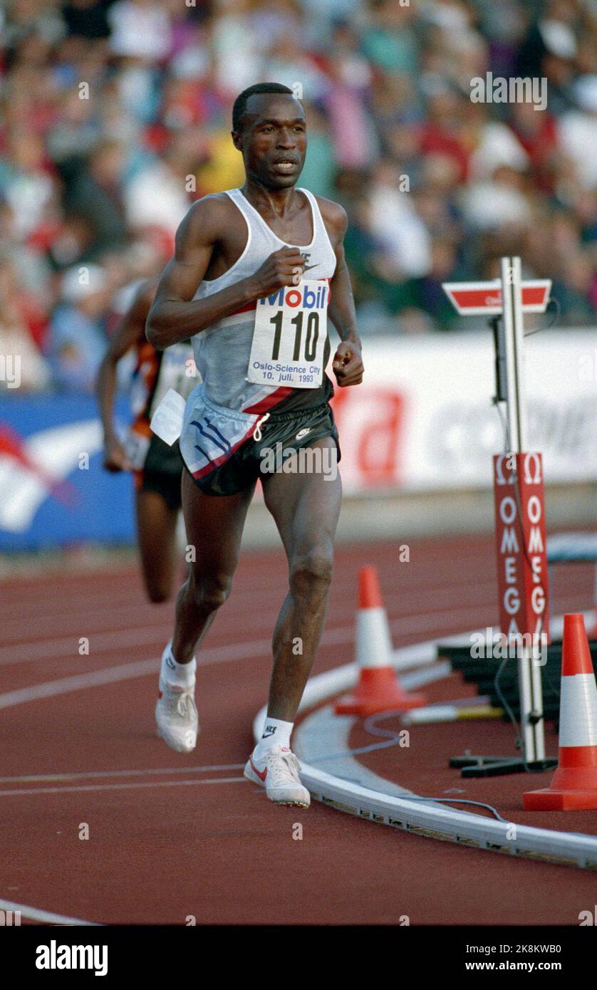 000 with new world record in bislett games in oslo hi-res stock ...