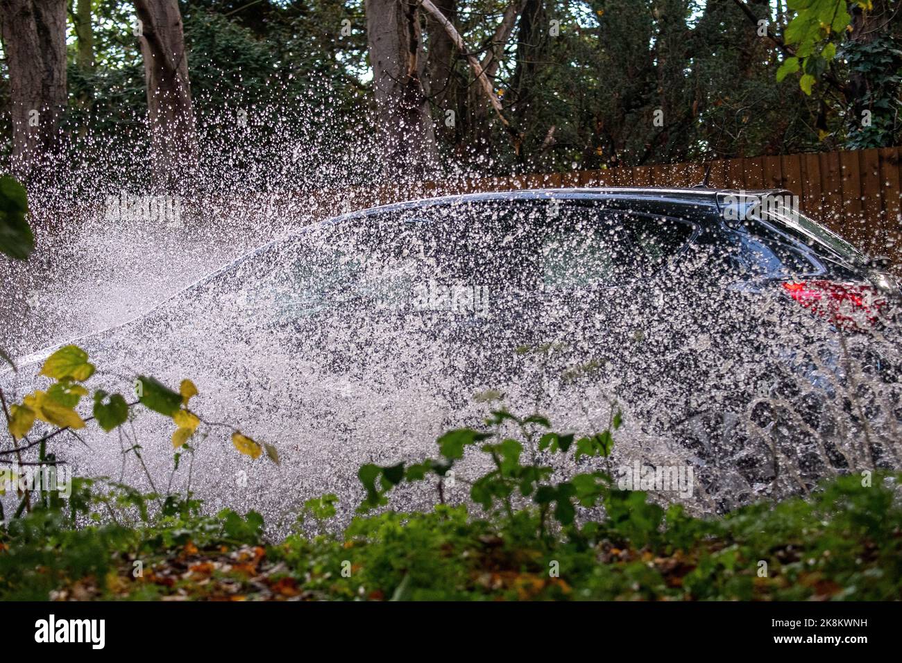 Cars surface rainwater hi-res stock photography and images - Alamy