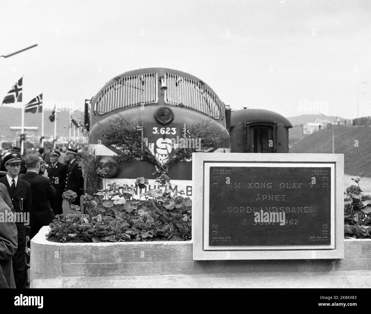 Ntb ntb railroad memorial opening ceremonies hi-res stock photography ...