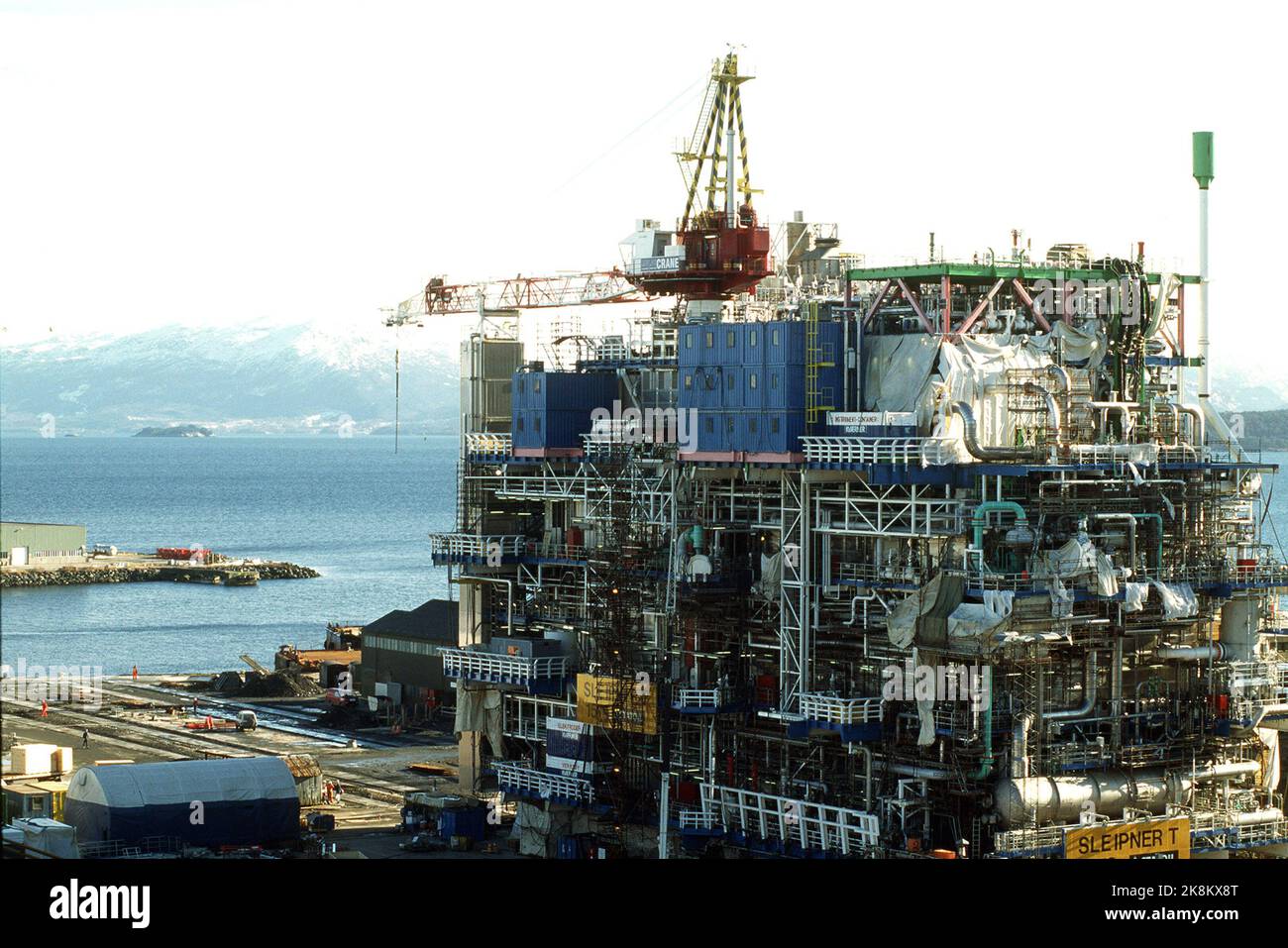 Helge hansen shipyard exterior oil platforms hi-res stock photography and images - Alamy