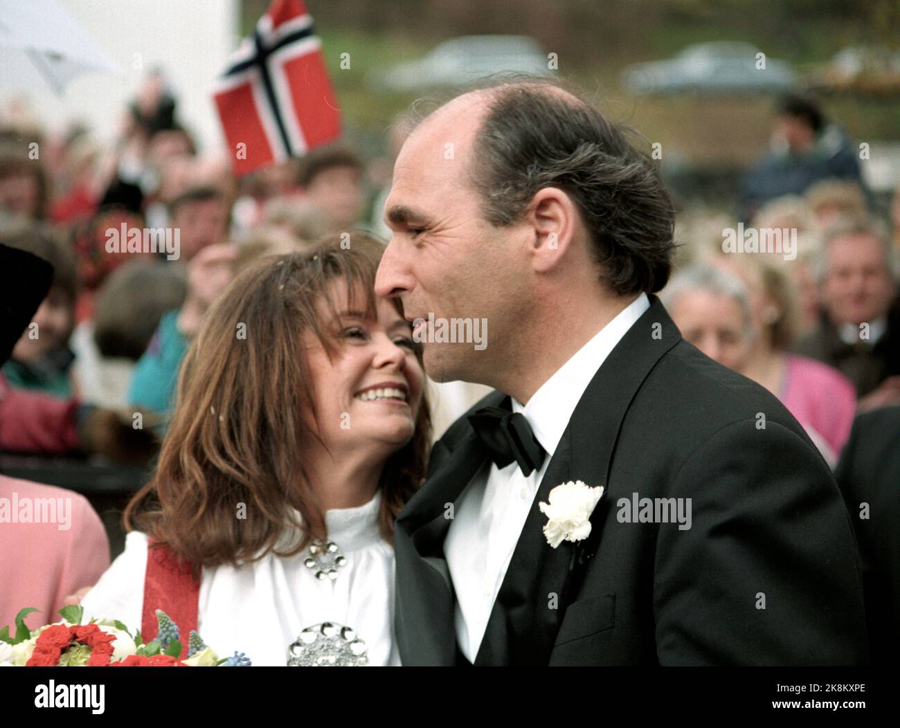 Eeg Wedding
