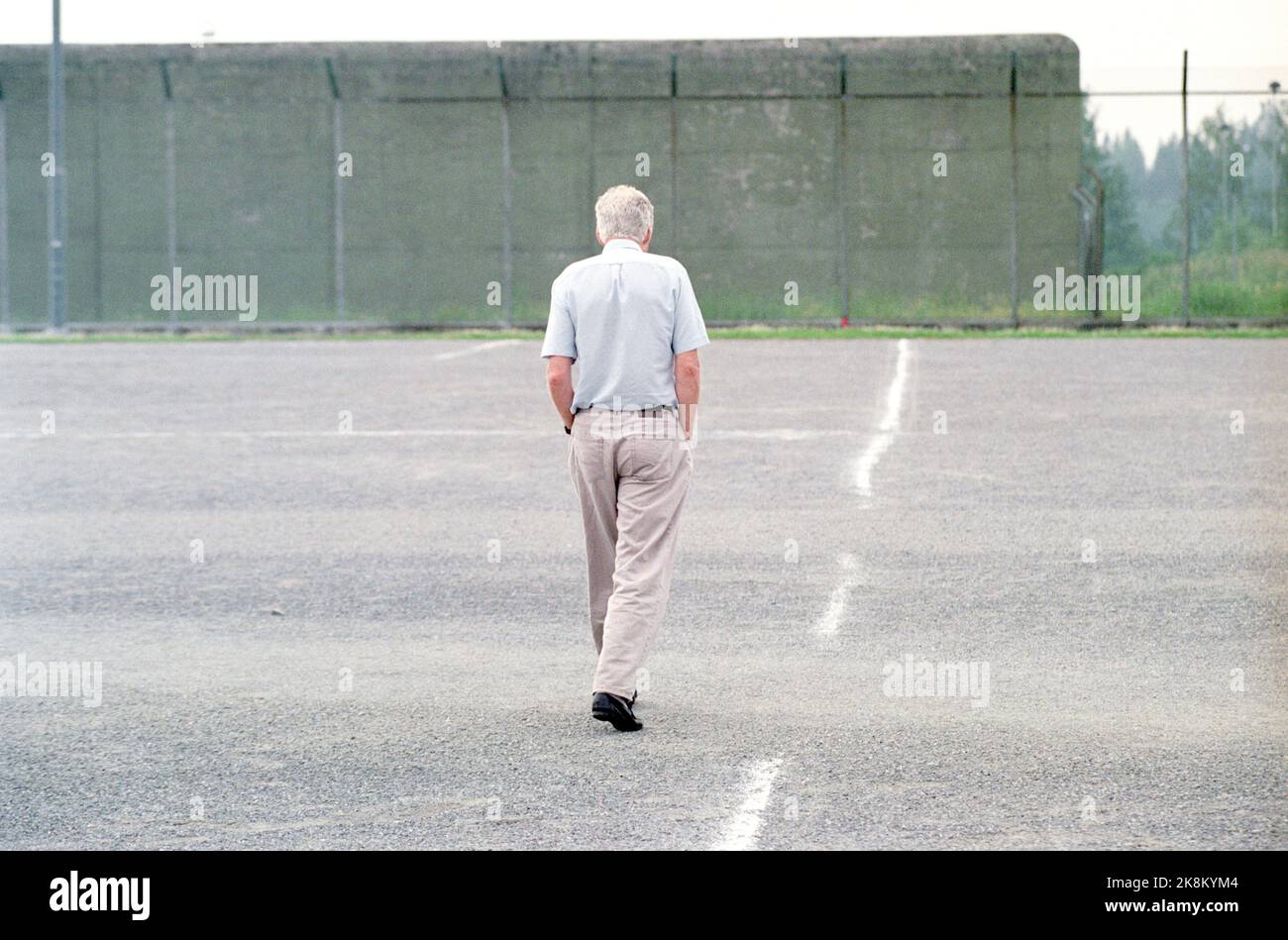 Oslo 1991 - visiting spy convicted Arne Treholt in prison. Photo: Ingar ...