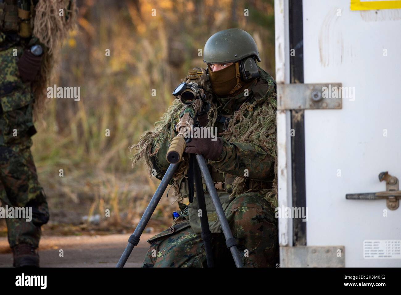 Ämari, Estonia. 24 October 2022, Estonia, Ämari: A Bundeswehr soldier ...