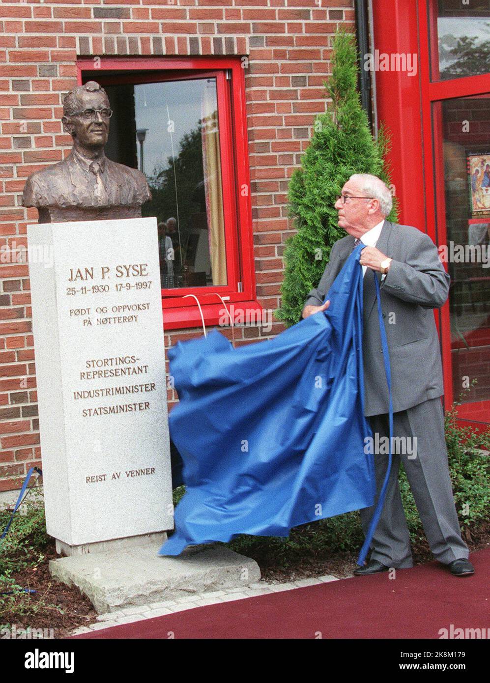 Jan p syse hi-res stock photography and images - Alamy