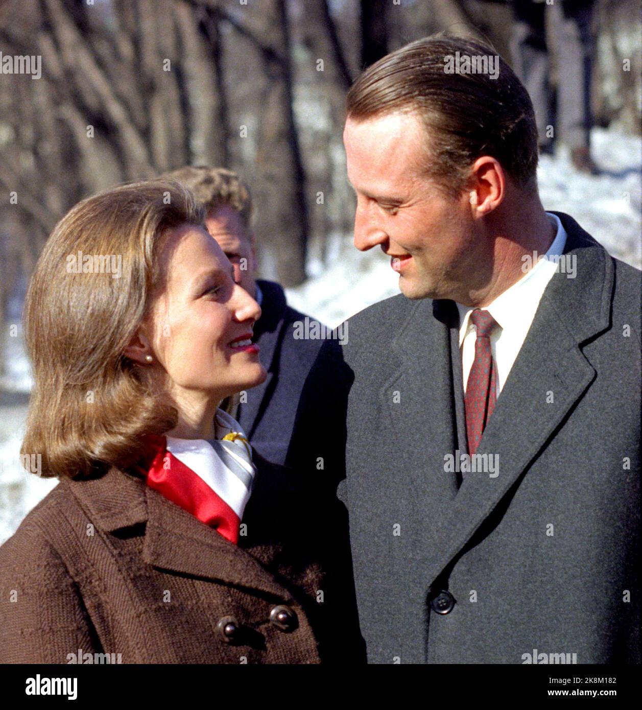 19680319; Royal Norwegian engagement. Picture taken at the castle site ...