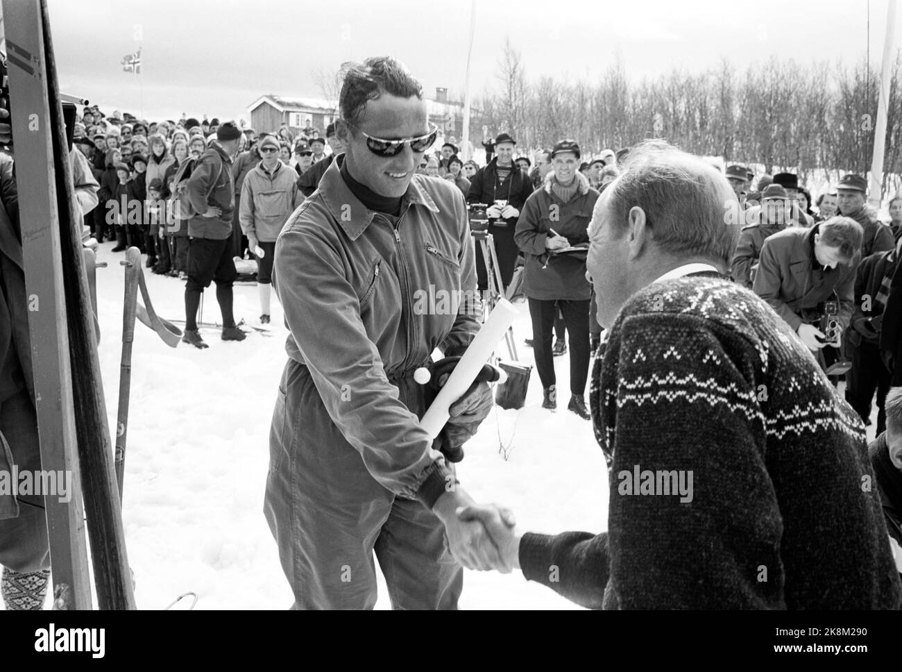 The diploma photo ntb ntb awards hi-res stock photography and images - Alamy