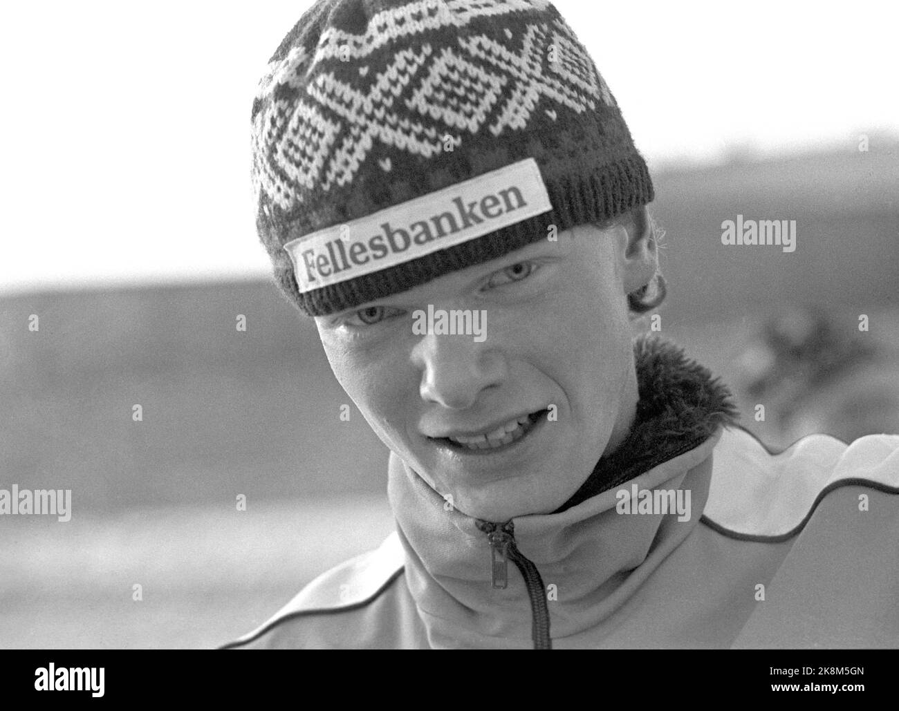 Per lochen ntb skate alone portrait hi-res stock photography and images ...