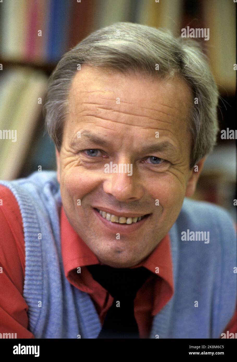 Oslo 19840402 consumer ombudsman hans petter lundgaard hi-res stock ...