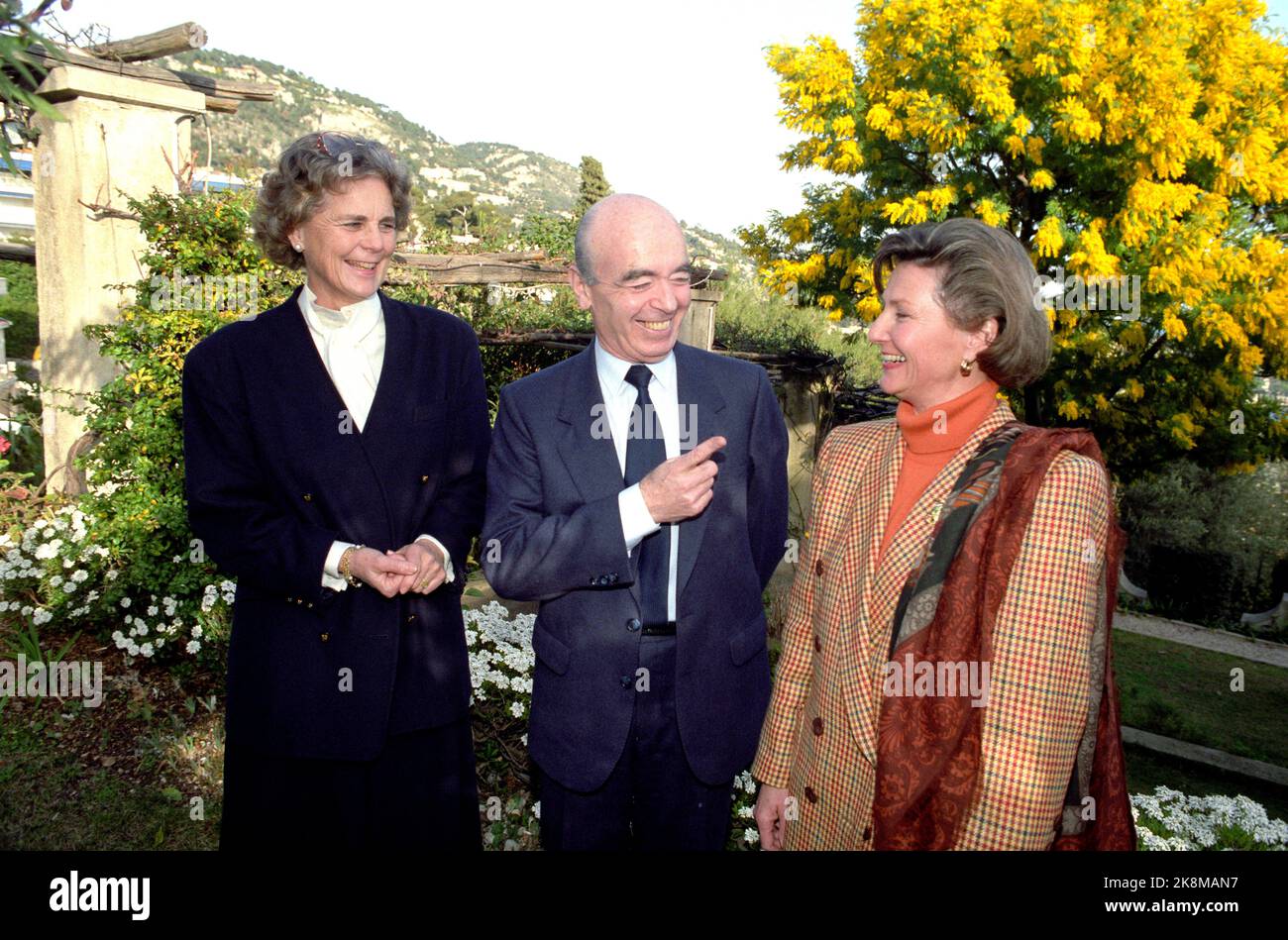 Villefranche, Nice 19920131. Queen Sonja is a student at the Institute ...
