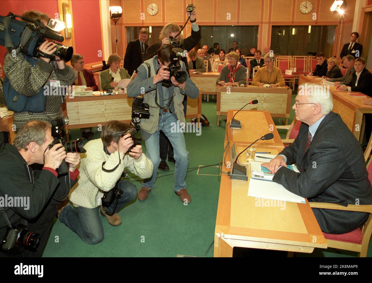 Gunnar lier ntb press press photographers photography hearings public documents hi-res stock ...
