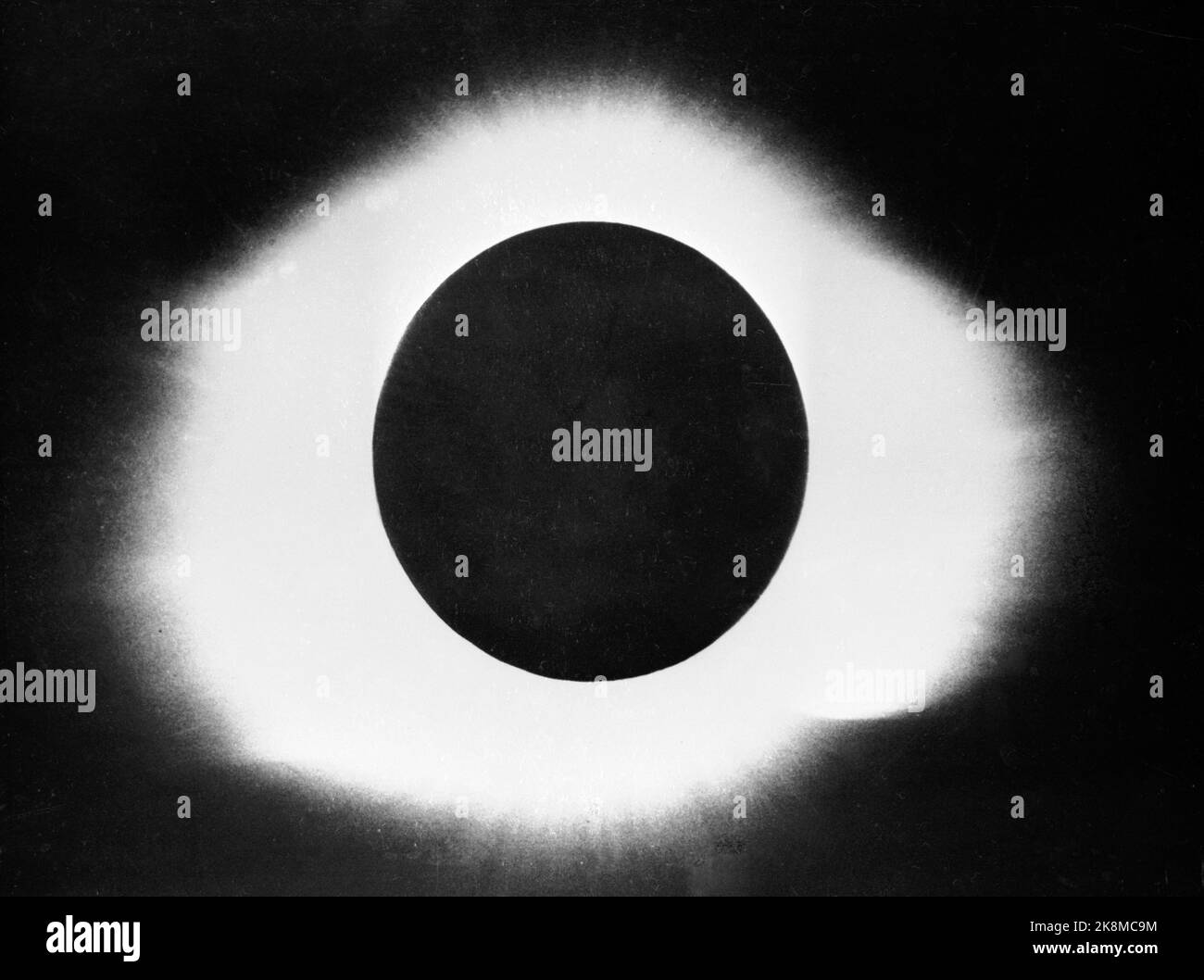 Ntb ntb sun solar eclipses illustration photo Black and White Stock ...