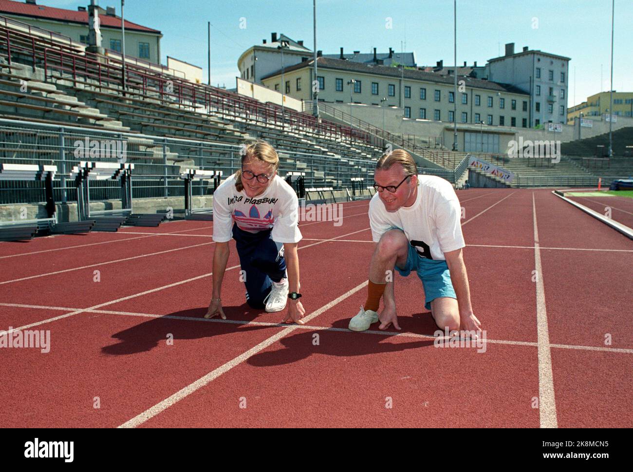 Oslo 19900530 Grete Waitz in the starting blocks at Bislett together ...