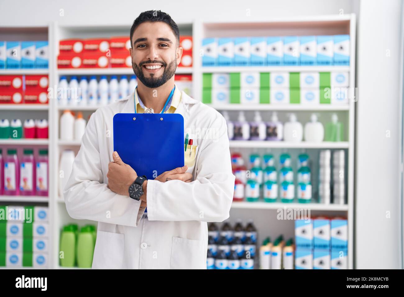 Arab pharmacist at counter hi-res stock photography and images - Alamy