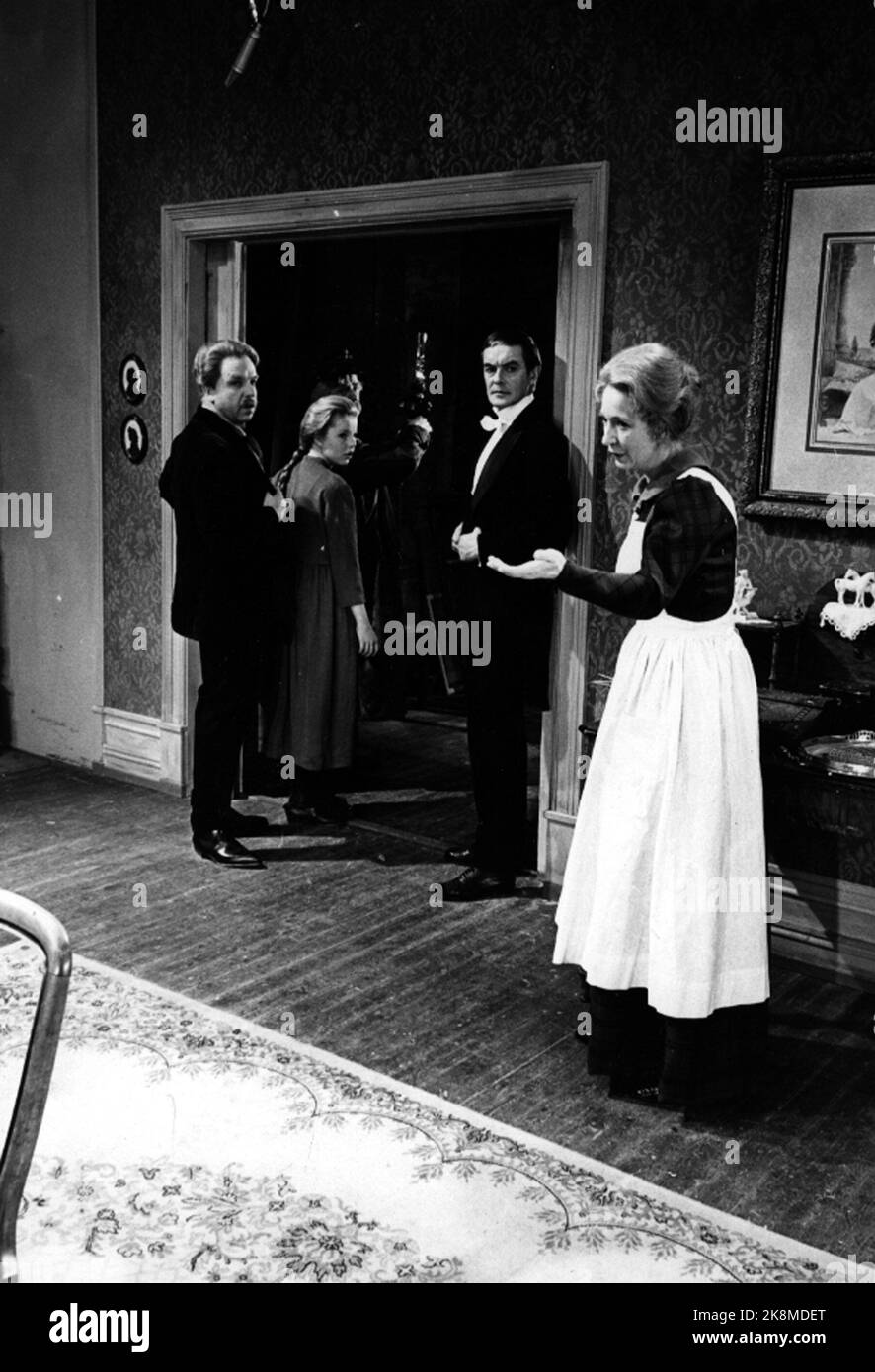 Oslo, Dec. 1962: The play Vildanden becomes a movie. Here actor Wenche ...