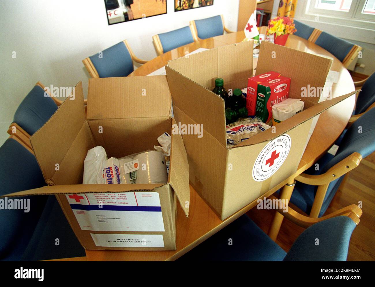 Basic package hi-res stock photography and images - Alamy