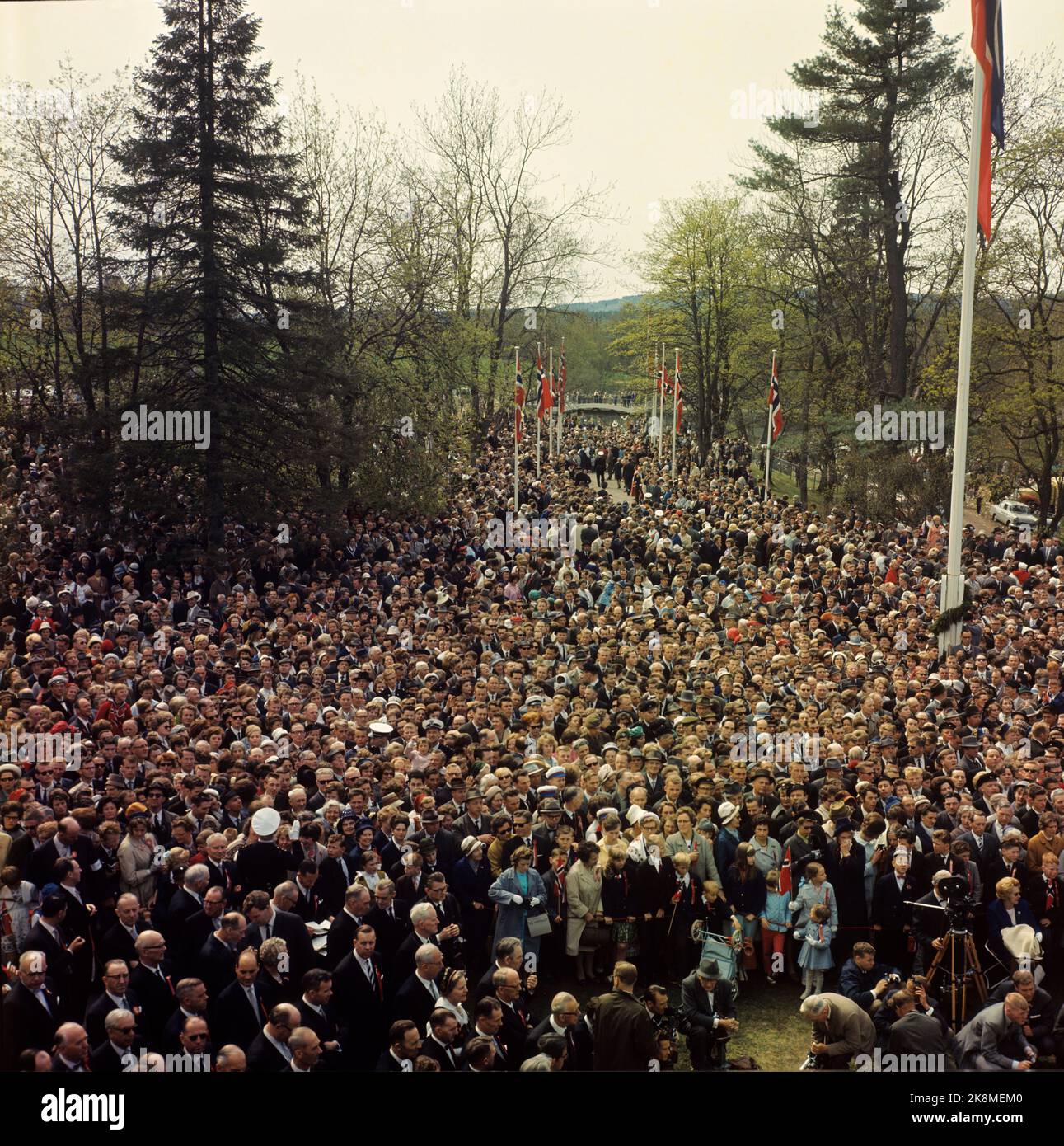 19640517 hi-res stock photography and images - Alamy