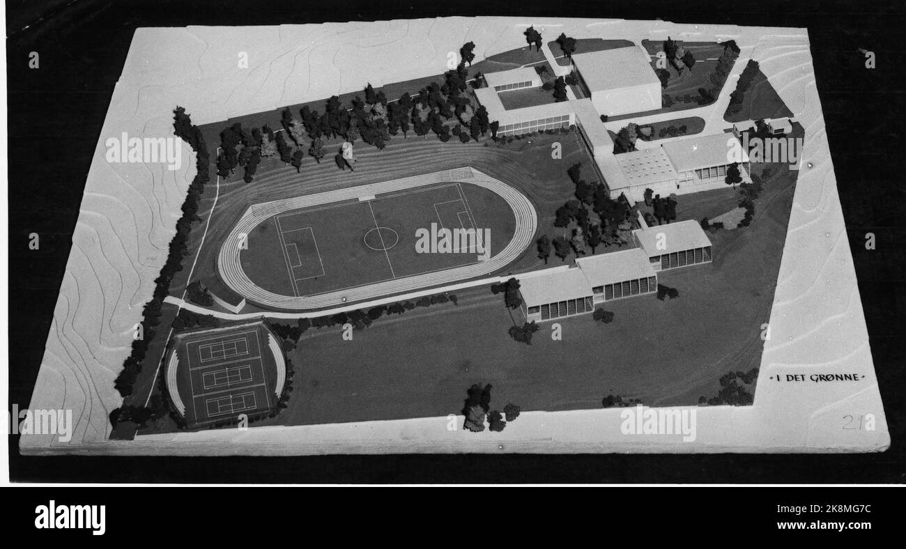 19570701 hi-res stock photography and images - Alamy