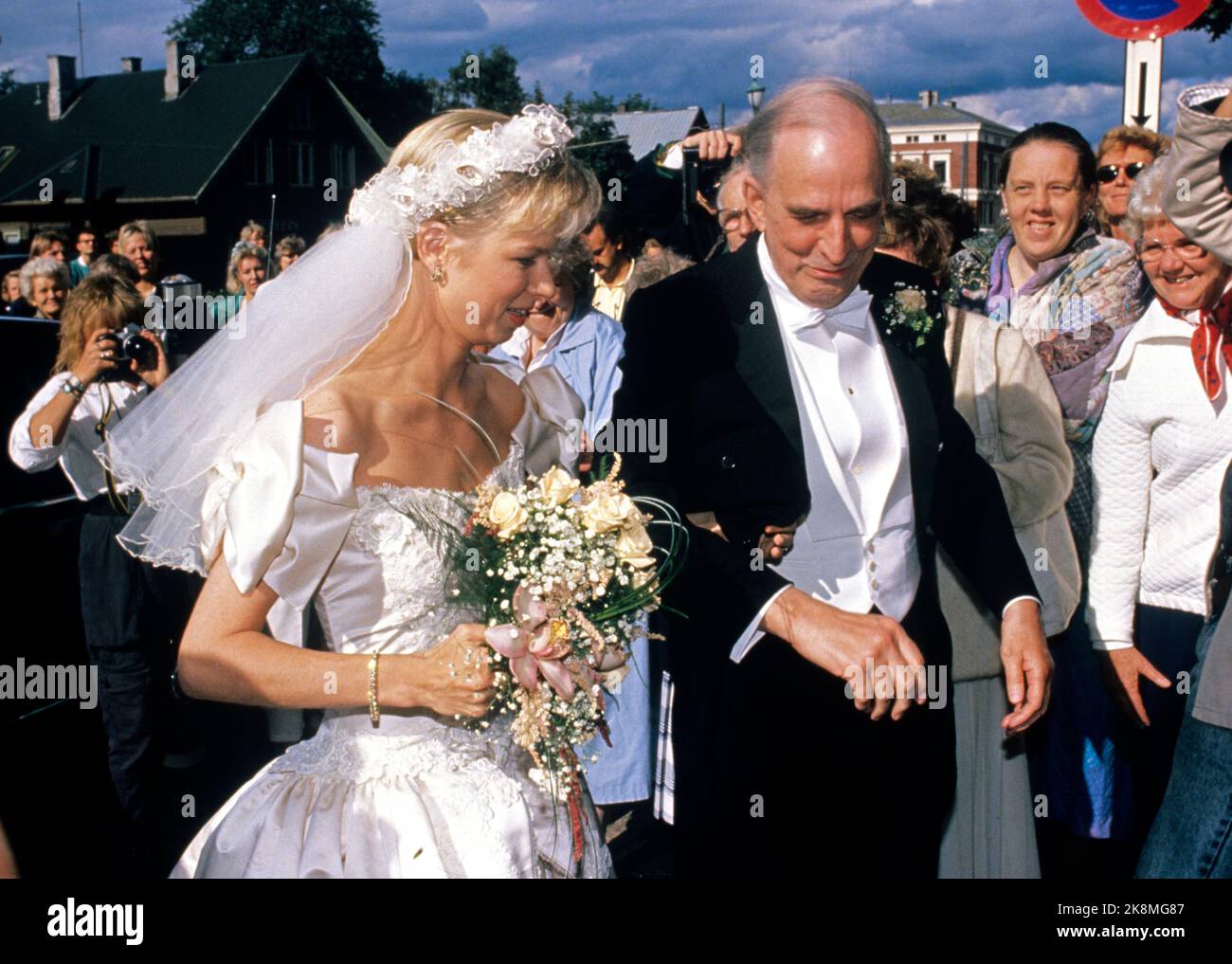 Oslo 19890826 Linn Ullmann, daughter of Liv Ullman, marries Espen ...