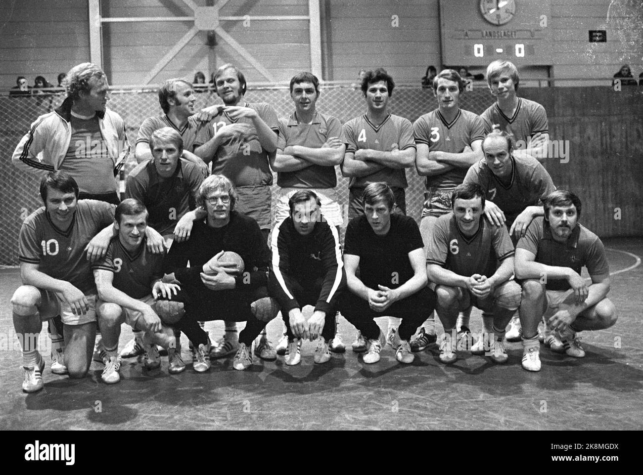 10 1 8 7 Black and White Stock Photos & Images - Alamy