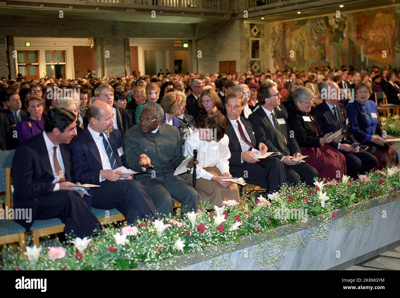 Husband michael aris and sons kim and alexander aris picture hi-res ...