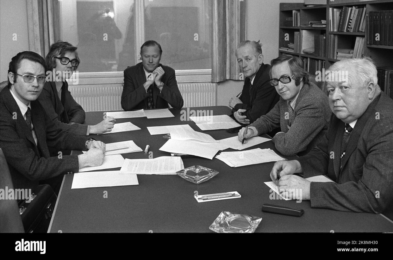Personal secretary arne treholt hi-res stock photography and images - Alamy Personal secretary arne treholt hi-res stock photography and images - Alamy