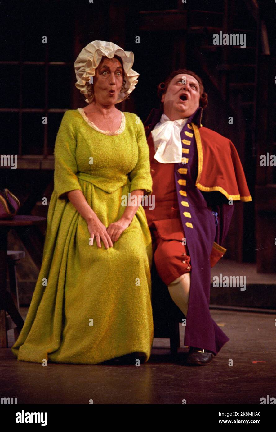 Oliver Broadway Logo