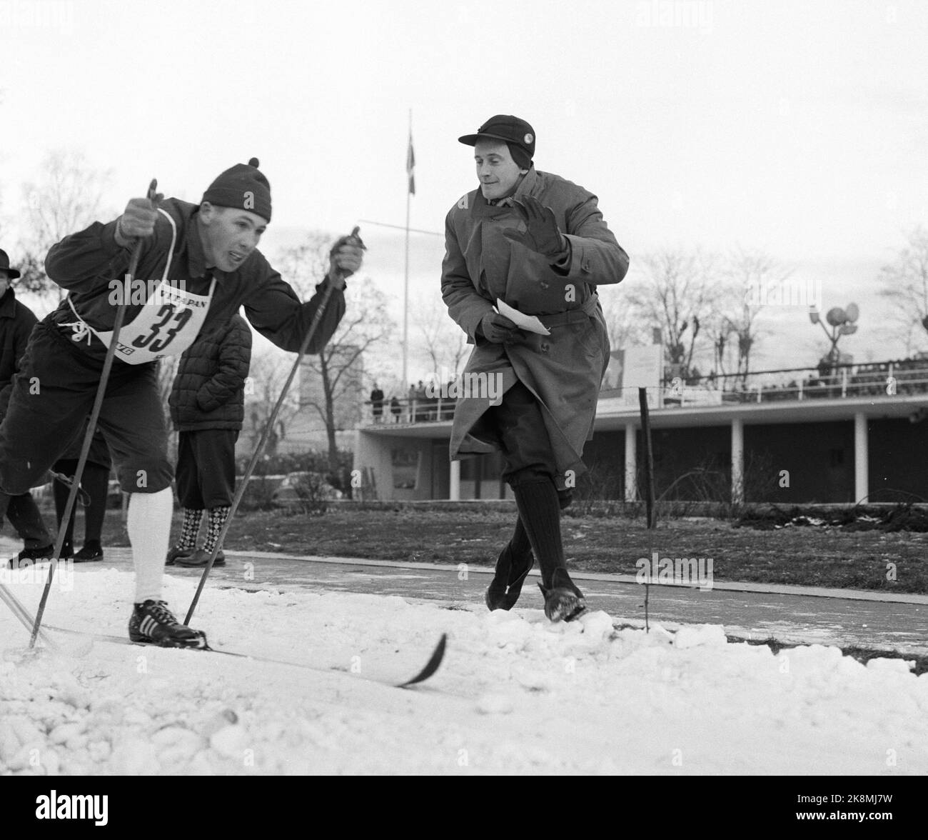 196001 the monolite race in 1960 photo Black and White Stock Photos ...