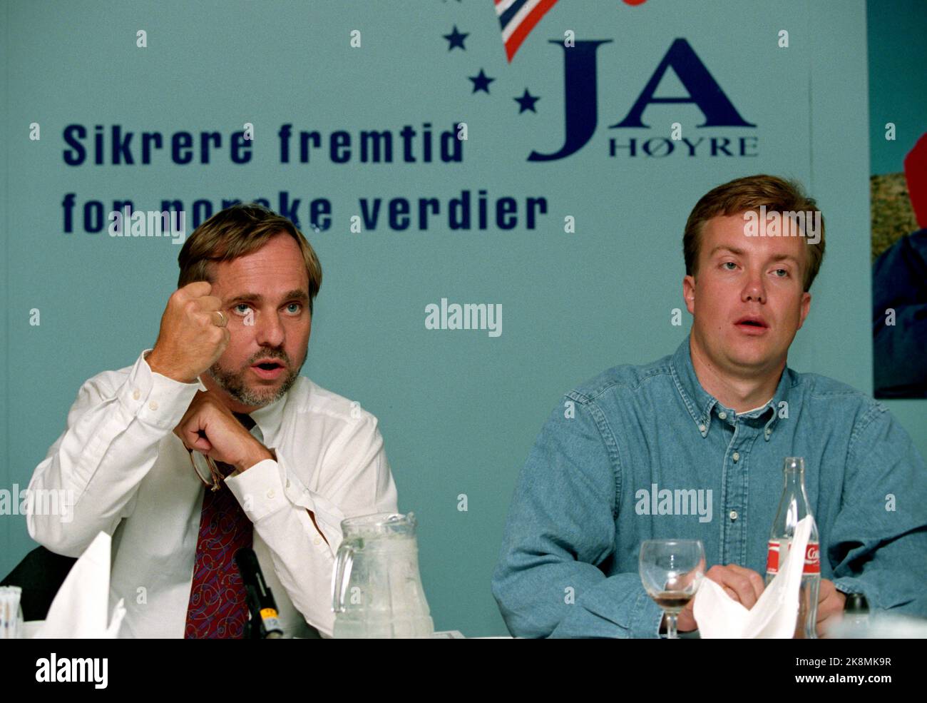 Berit roald ntb political meetings hi-res stock photography and images ...