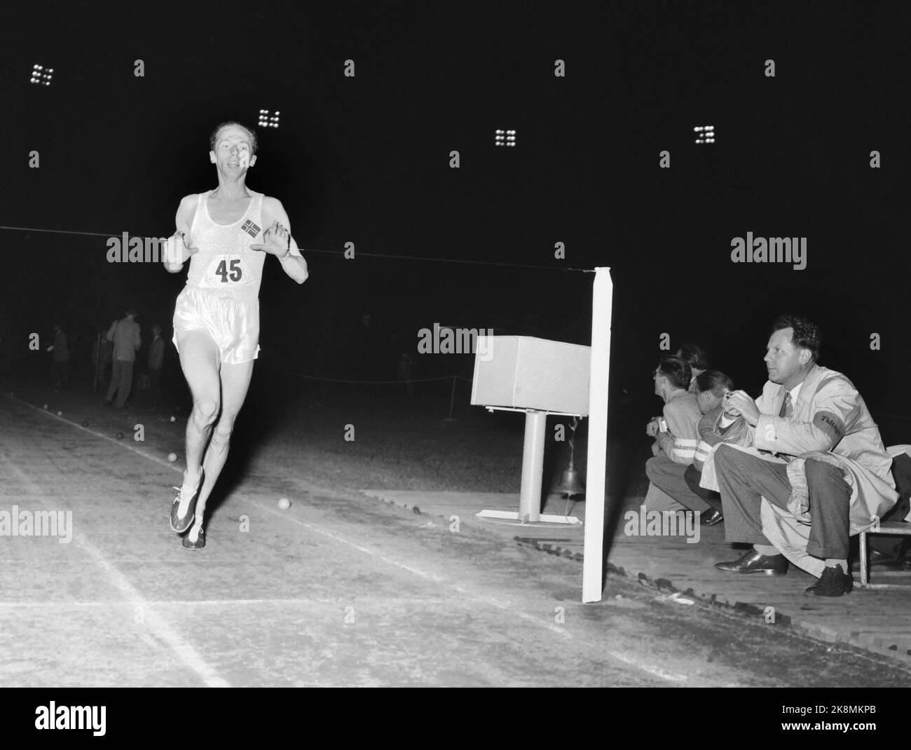 19540910 hi-res stock photography and images - Alamy