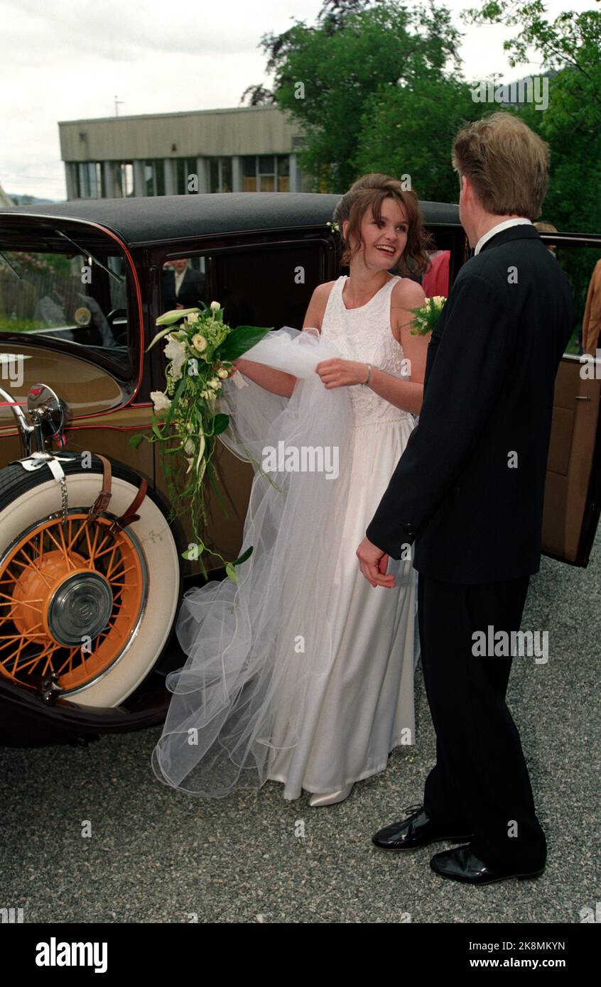 Bergen 29 May 1993. Karoline Krüger and Sigvard Dagsland are getting ...