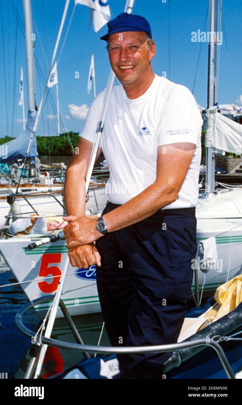 Copenhagen July 1992. King Harald participates in the Sailing World Cup ...
