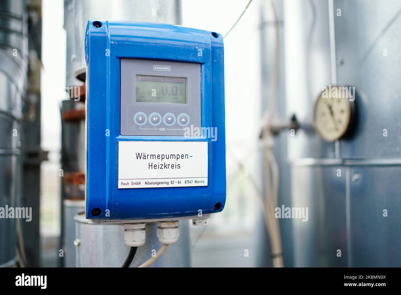 Heidelberg, Germany. 20th Oct, 2022. A meter with the inscription "Heat ...