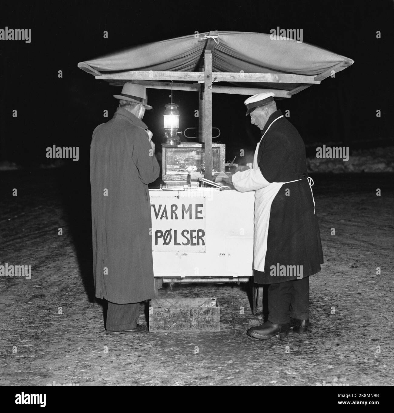 For sales signs Black and White Stock Photos & Images - Alamy