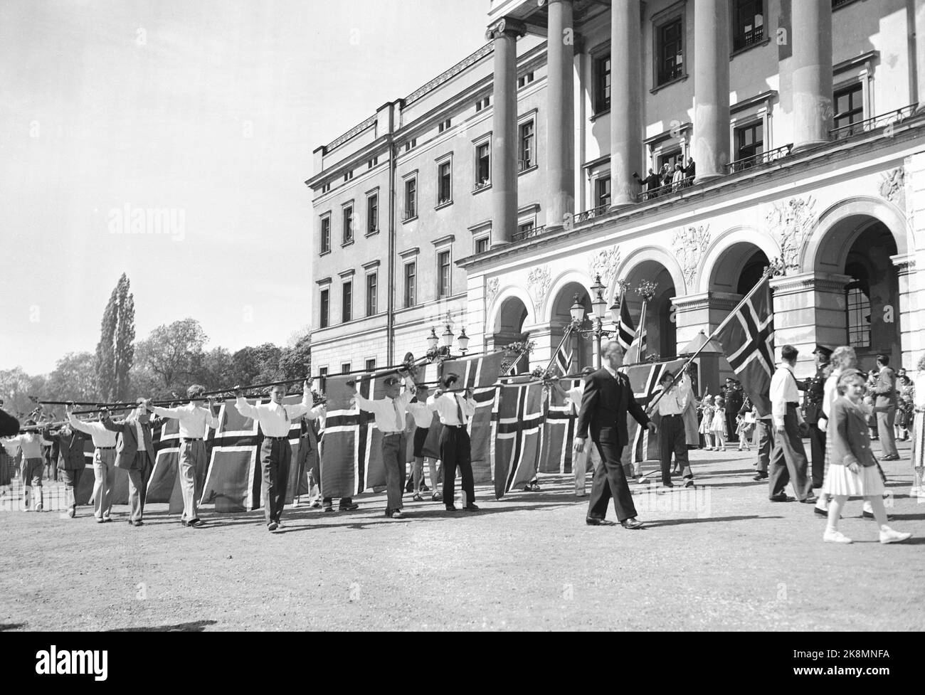 Oslo 19500517. May 17 in Oslo.17. The May train in Oslo greets the ...