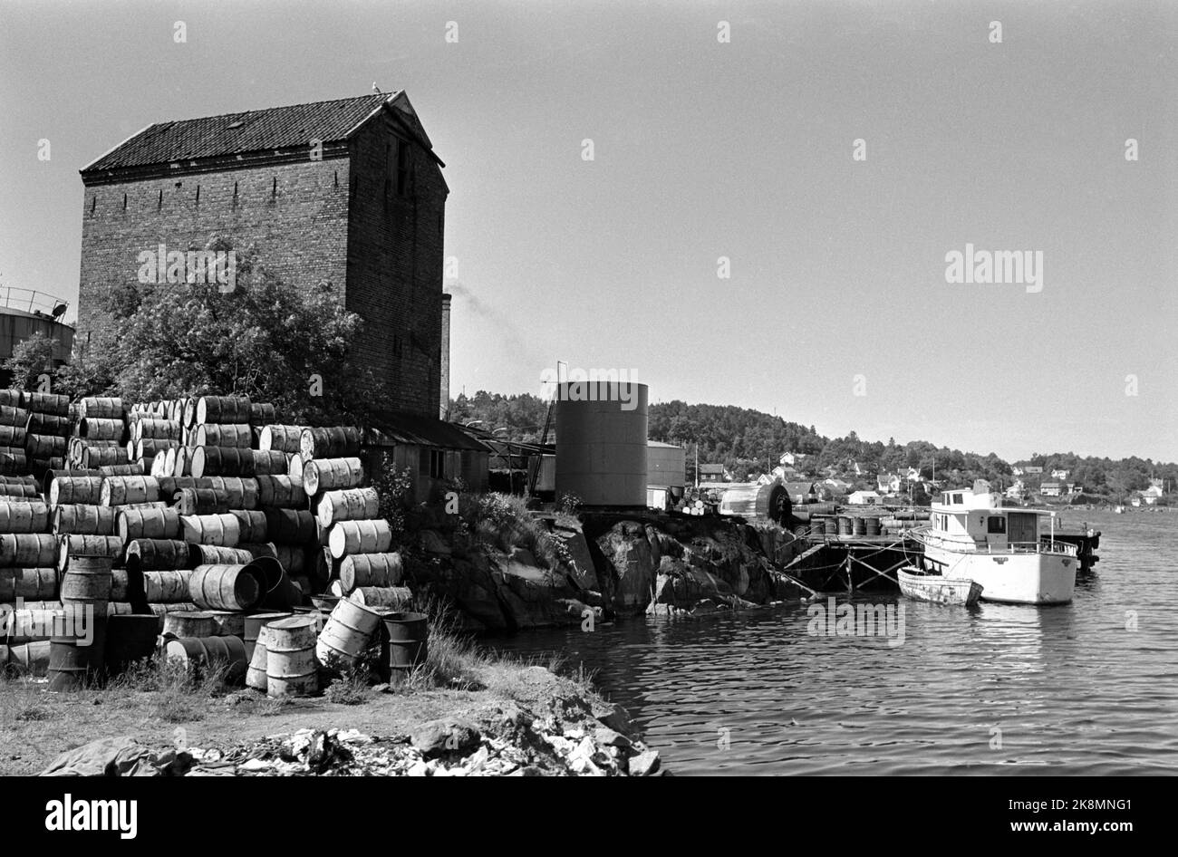 Many boxes of smuggling goods were brought ashore photo hi-res stock ...