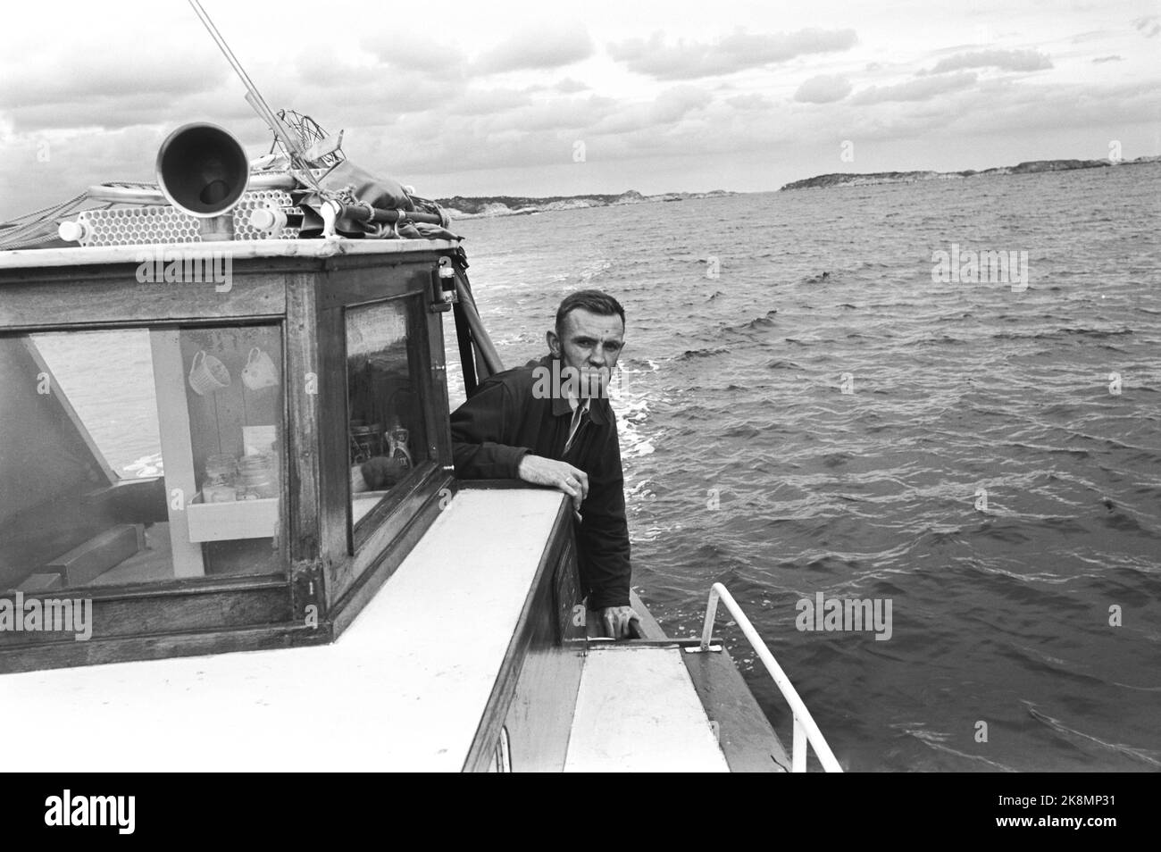 Grimstad October 1968 Author, cartoonist and Kåsør Odd Børretzen have ...