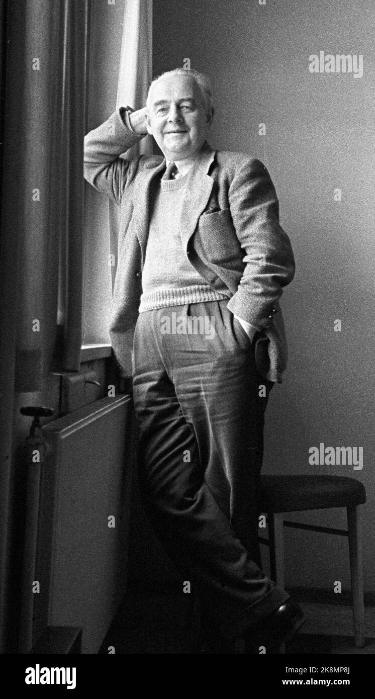 Oslo October 1945. "The voice from London" Toralv Øksnevad (1891-1975 ...