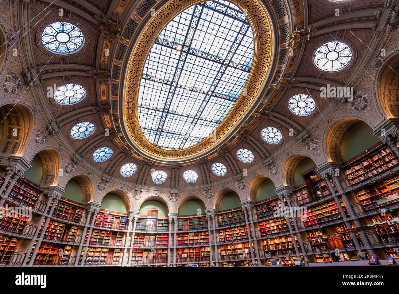 PARIS, FRANCE, OCTOBER 20, 2022 : Oval reading room in National Library ...