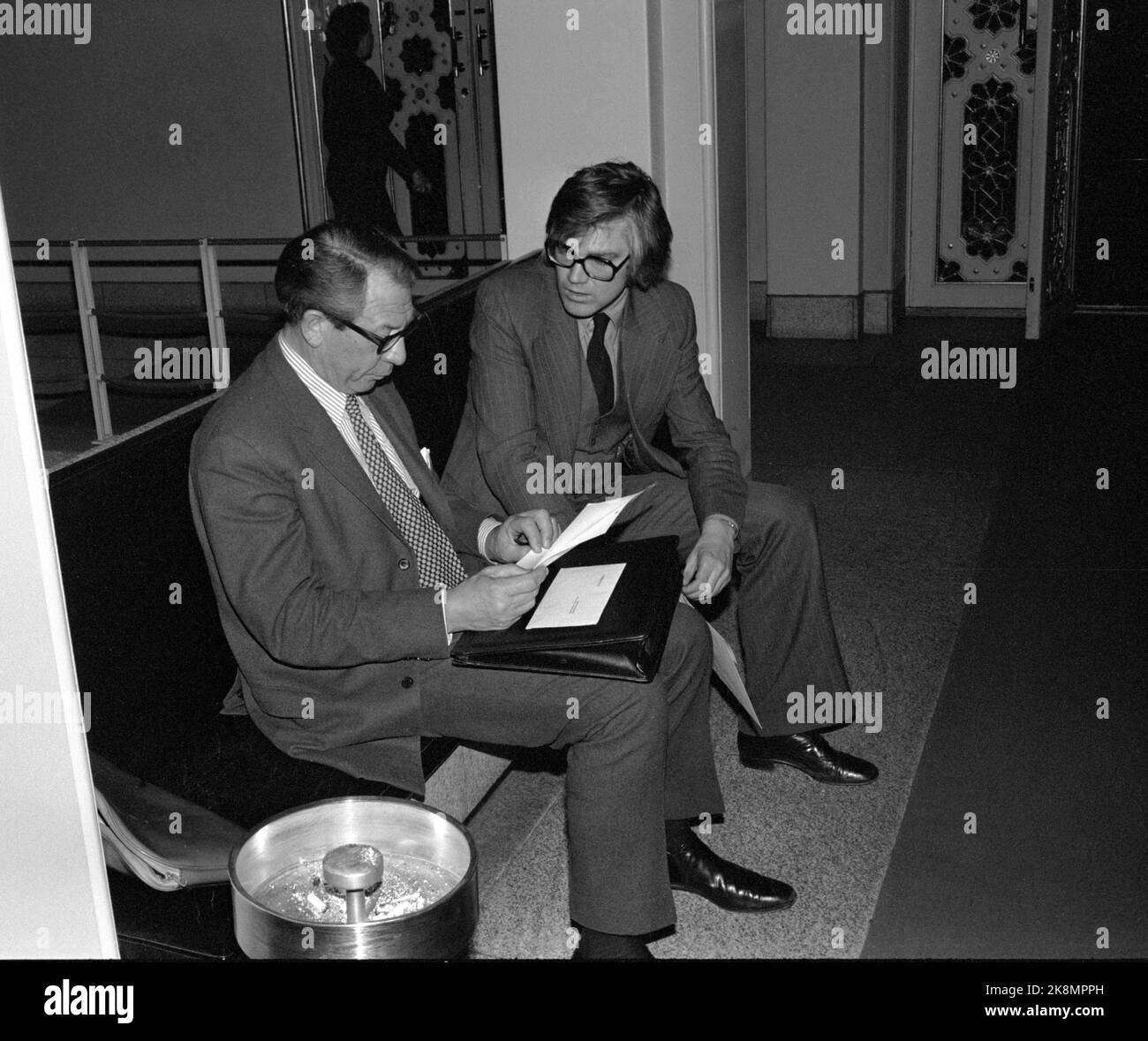 Oslo 19731217: A day in Minister of Trade Jens Evensen. Here Jens ...