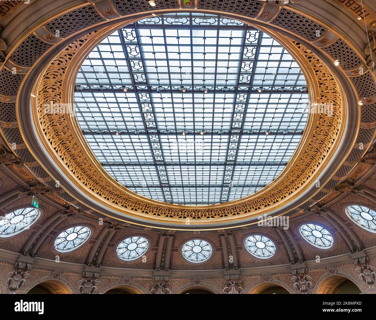 PARIS, FRANCE, OCTOBER 20, 2022 : Oval reading room in National Library ...