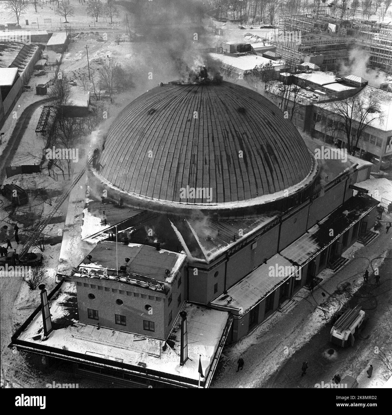 Oslo 19630215 Colosseum cinema is burning. The photographer's ...