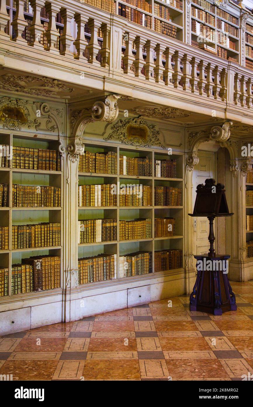 Portugal, Mafra, National Palace, interior, library Stock Photo - Alamy