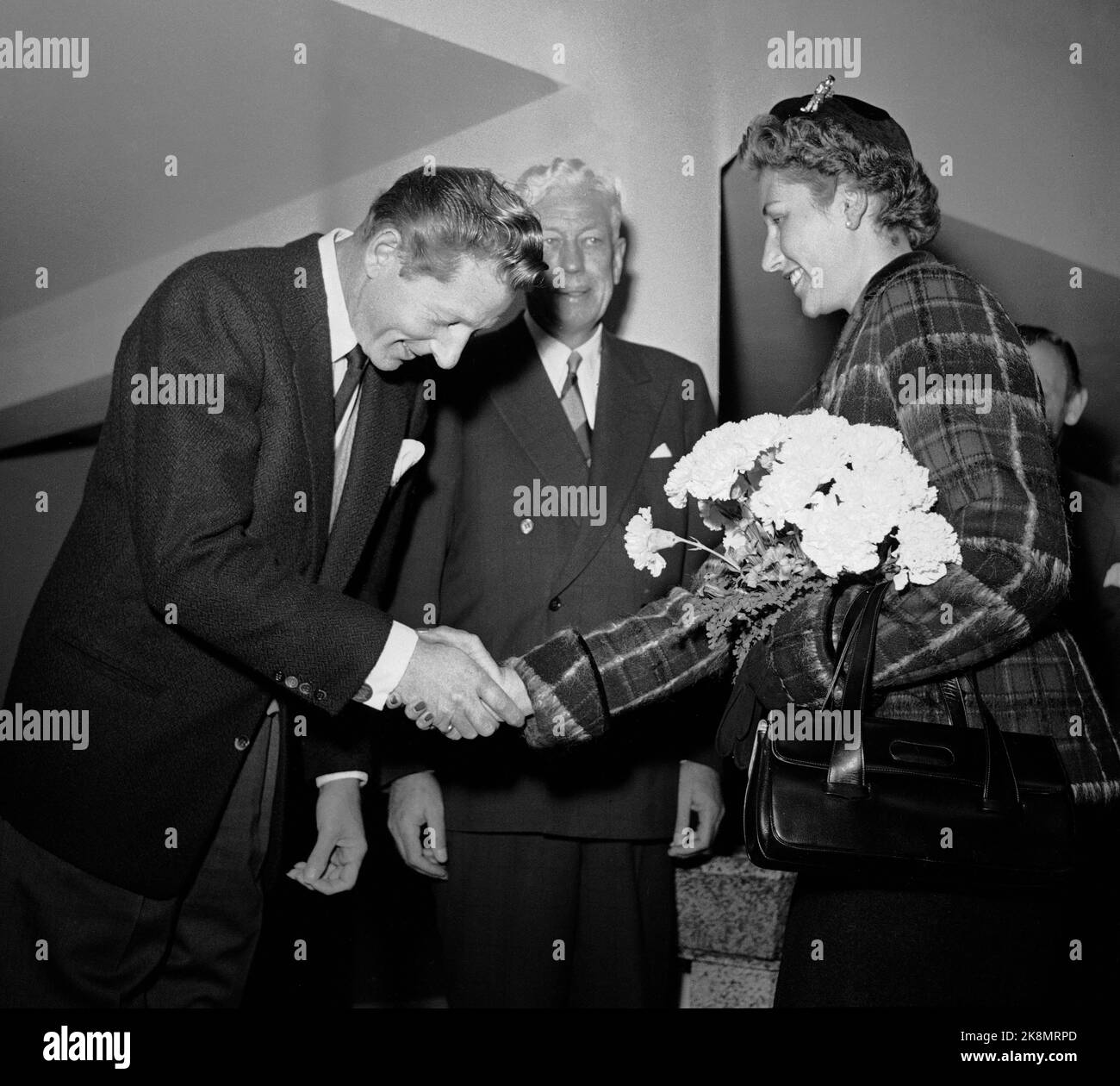 Oslo 19551009: Entertainer and film actor Danny Kaye traveled around ...