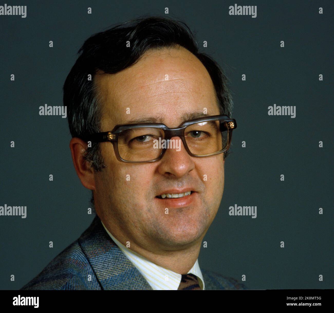 Oslo 19891005 storting representative johan c loken hi-res stock ...