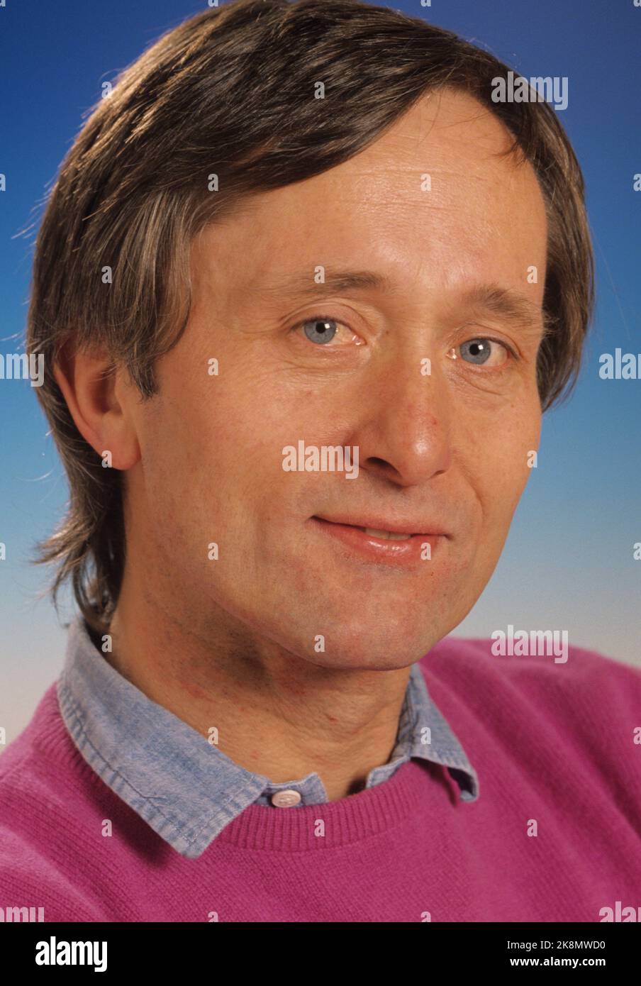 Oslo 19900308 journalist joar hoel larsen in nrk photo hi-res stock ...