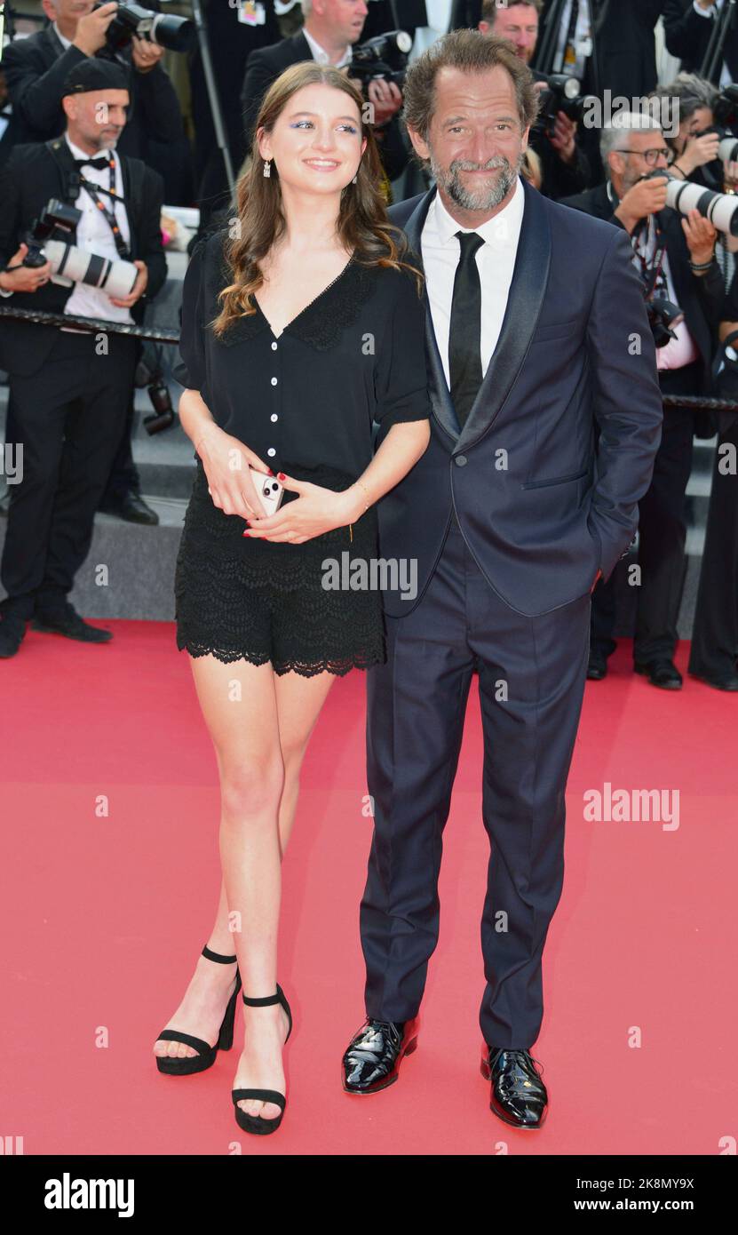Stéphane De Groodt with his daughter 75th Cannes Film Festival: closing ...