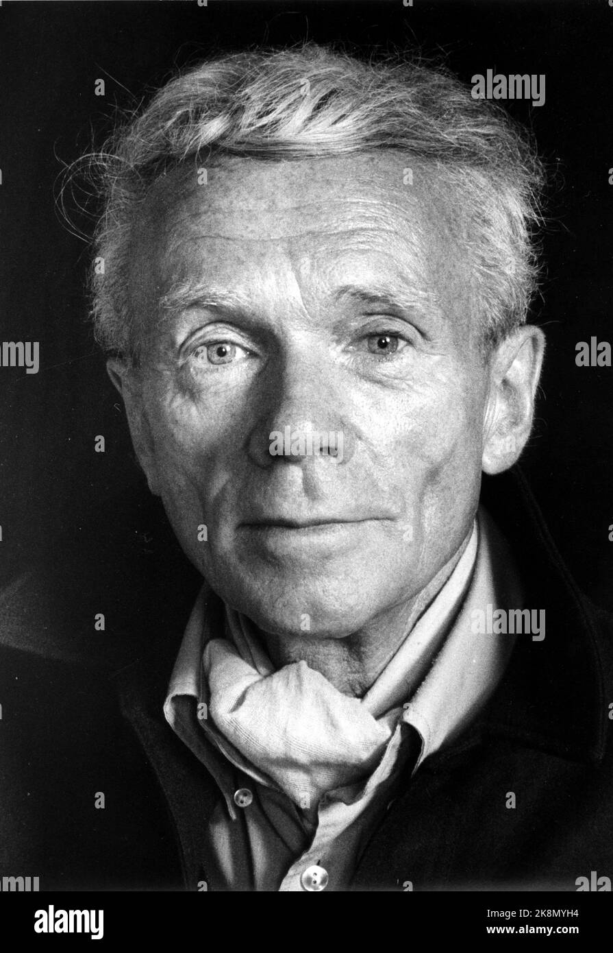 Oslo actor jorn ording 1916 2001 photo hi-res stock photography and ...